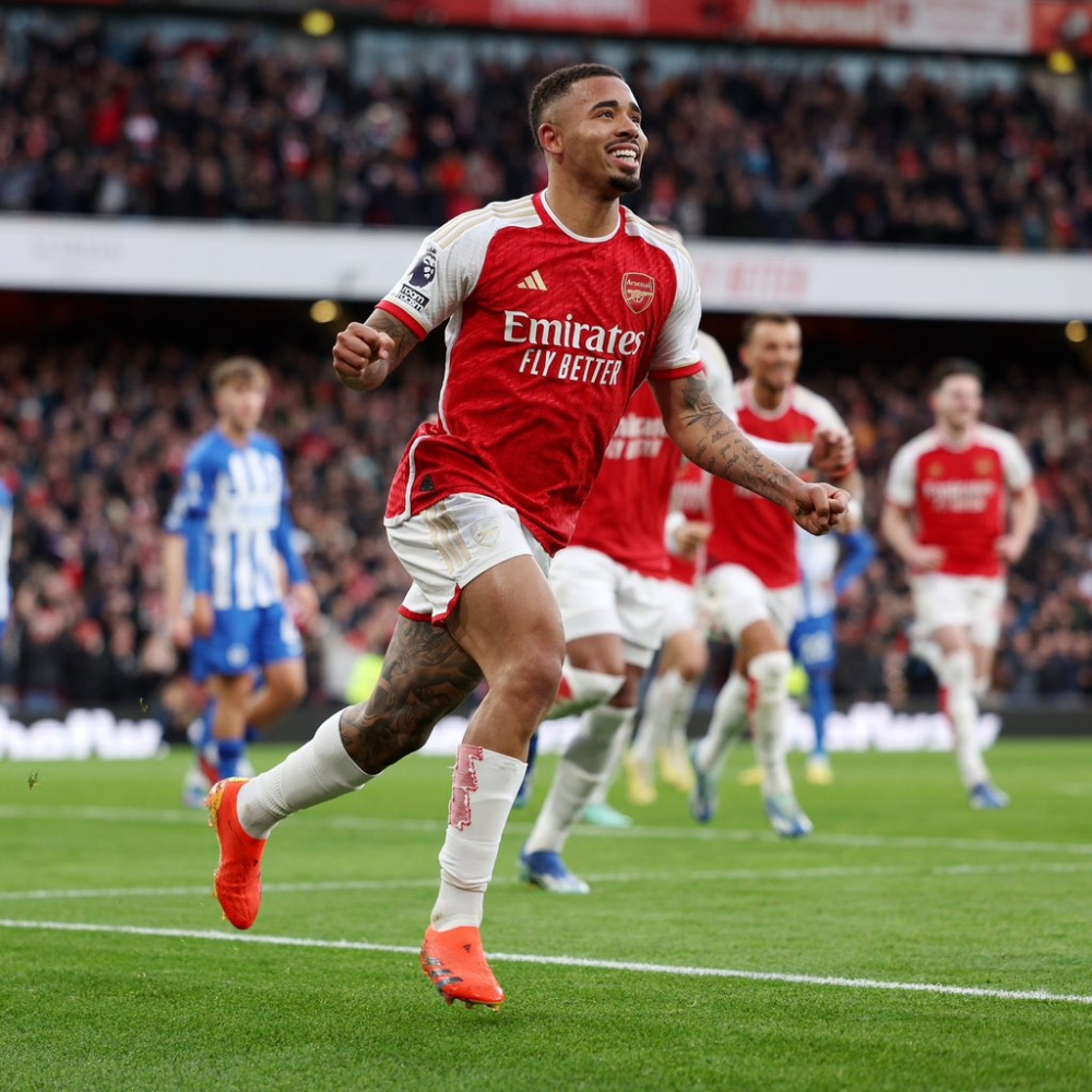 أرسنال يعود للانتصارات ويعتلي الصدارة مؤقتا بثنائية في برايتون بالدوري ...